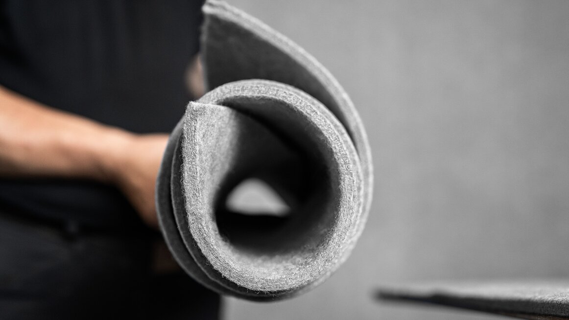 SOUNDCATCHER – Shaping sound and light – Acoustic luminaire I xilence